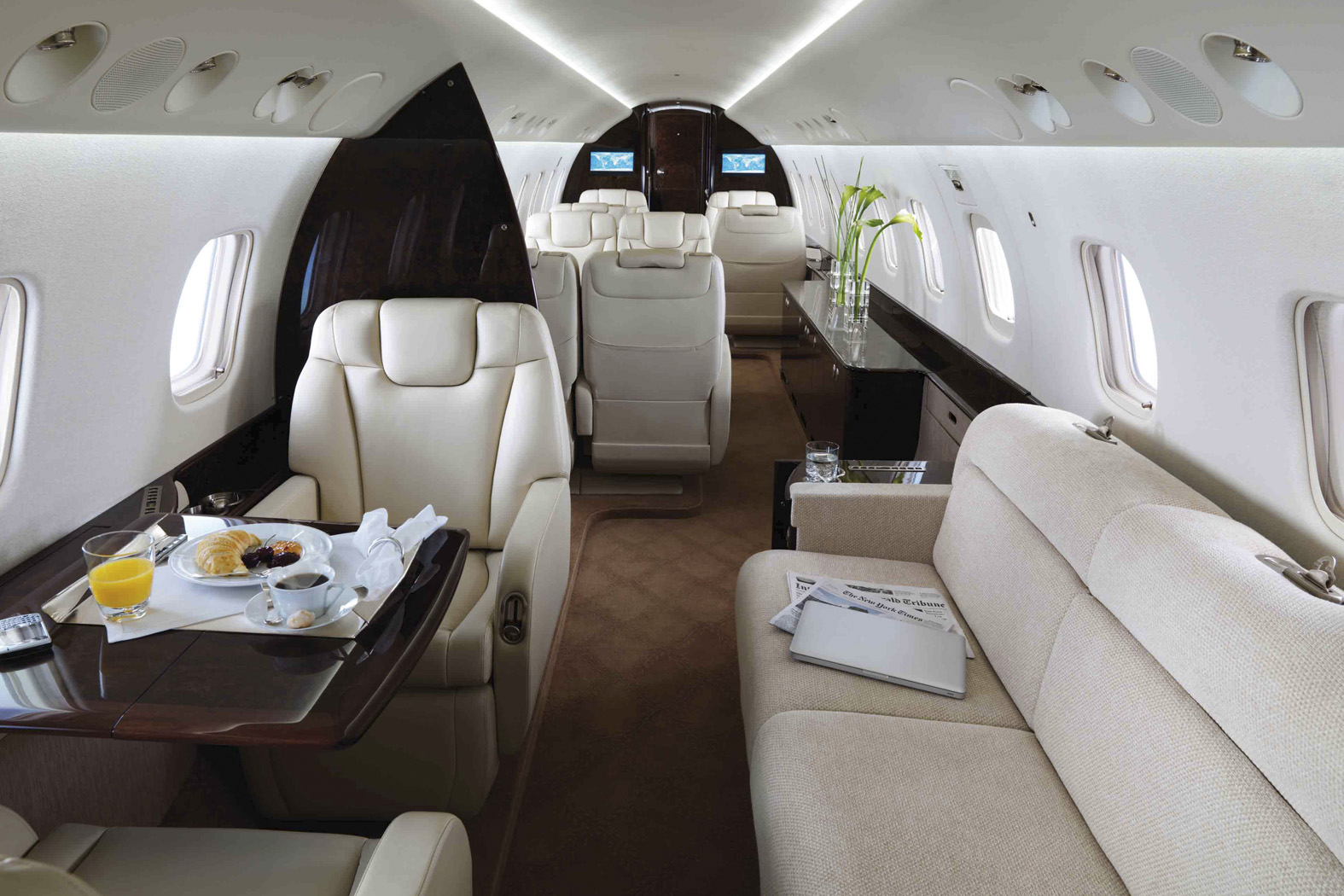 Executive Aircraft: Models in Films and TV Series